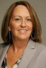 Cindy Sanders with Signature Realty & Management, Inc.